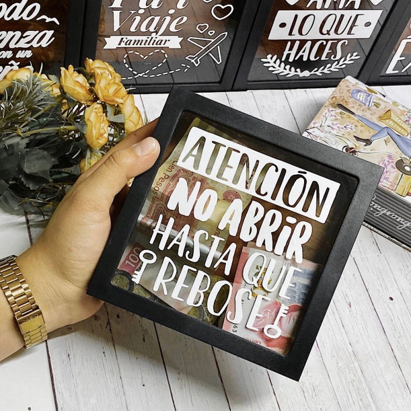 Alcancía con Frase Personalizable - 15 x 15 x 4.5 cm | Susana Rangel